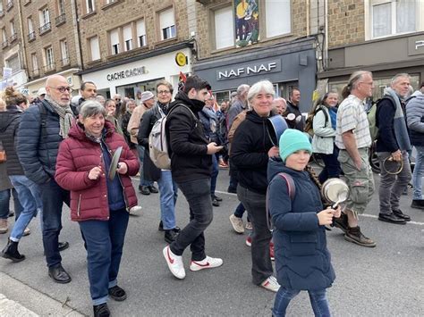 En Images Les Manifestations Du Er Mai Ont Tenu Leurs Promesses Dans