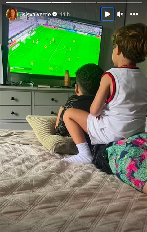 BBB 24 Wanessa Camargo confinada filhos aproveitam férias o
