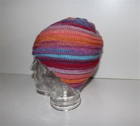 Mütze stricken Spiralmütze Wirbel Beanie
