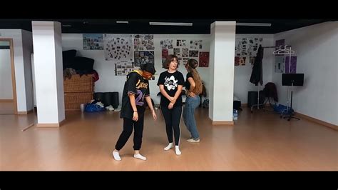 Entrenamiento En Commedia DellArte Servette Criadas E Signora