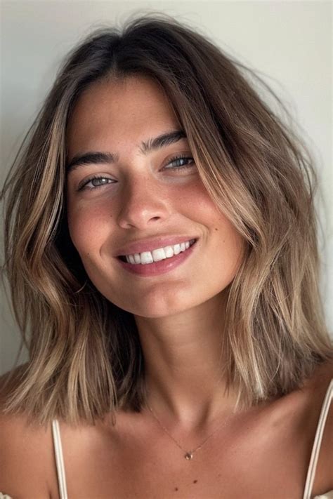 40 Low Maintenance Medium Length Haircuts For On The Go Women In 2024