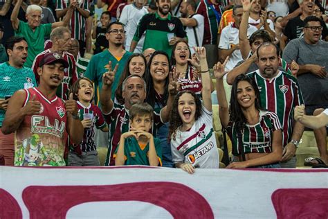 Pelo Twitter Fluminense Relembra Festa Da Torcida Tricolor Na