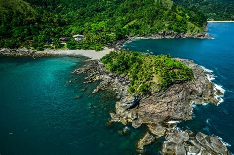 Top 10 Melhores Praias do Sudeste Brasileiro Bônus Casal Nômade