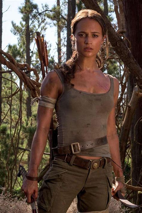 La Lara Croft de Alicia Vikander es la heroína que necesitamos Vogue