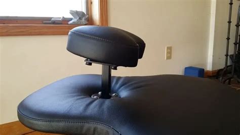 The Soul Seat Is An Office Chair That Lets You Sit In Many Different Positions Like Cross
