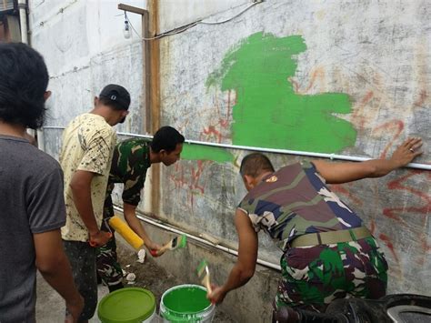 Karya Bakti TNI Wujud Nyata Pengabdian Prajurit Infolahtadam XVII
