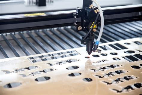 Dlaczego warto postawić na wycinarki laserowe produktyzmarketu pl