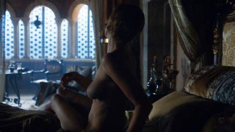 Голая Лина Хиди в Game of Thrones