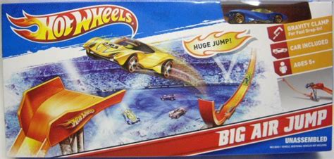 HOT WHEELS PERFORMANCE TRACK SET BIG AIR JUMP attictoyz アティックトイズ