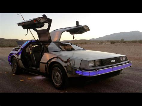 El Delorean De Volver Al Futuro Se Vende Por Ebay
