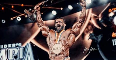 Hadi Choopan The Bodybuilding Campion Who Dedicated His Title To The
