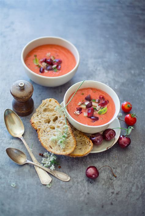 Gaspacho De Tomates Aux Cerises Noires Fraise Basilic