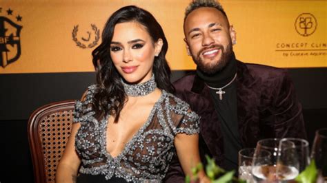 Saiba quem são os padrinhos de Mavie filha de Neymar e Bruna Biancardi