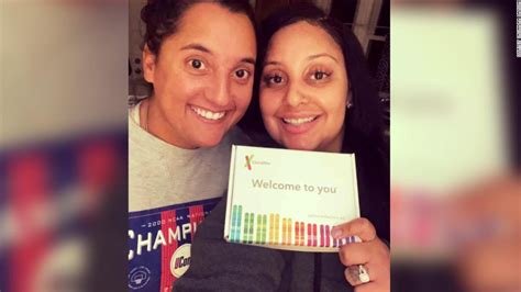 Friends Find Out Theyre Biological Sisters Years After They Met Working At The Same Restaurant
