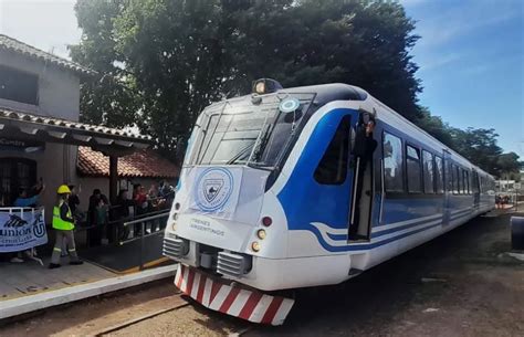 Tren De Las Sierras Viajaron Pasajeros A Un Mes Del Servicio A
