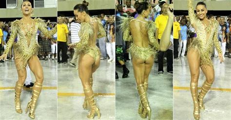 Sarada Sabrina Sato Exibe As Curvas Na Avenida
