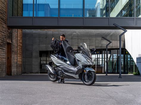 2021 Honda Forza 350 And Forza 125 Scooters Revealed 21YM HONDA FORZA