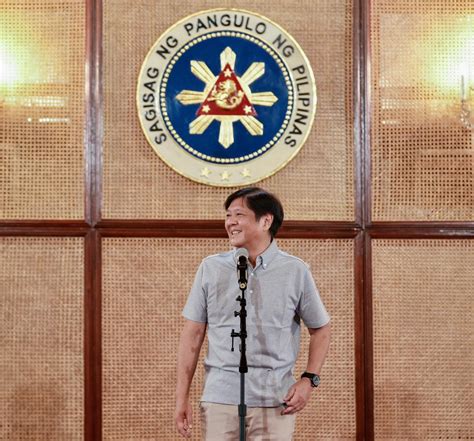 Papel ng Malacañang reporters kinilala ni Marcos Balita Tagalog