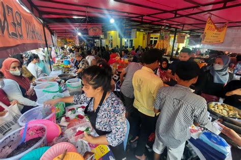 Pasar Takjil Benhil Ramai Pengunjung
