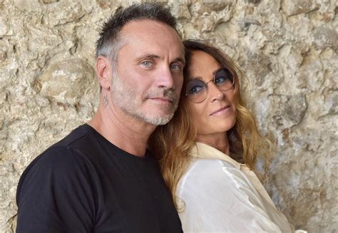 Patrizia Vacondio E Beatrice Neviani Chi Sono La Moglie E La Figlia Di Nek