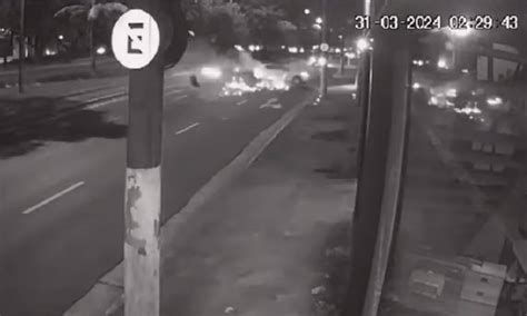 Motorista Da Porsche Que Bateu Em Carro De Aplicativo Confessa Que