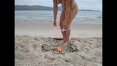 Mi Esposa Se Desnuda En La Playa P Blica Para Un Cambio Real Puta