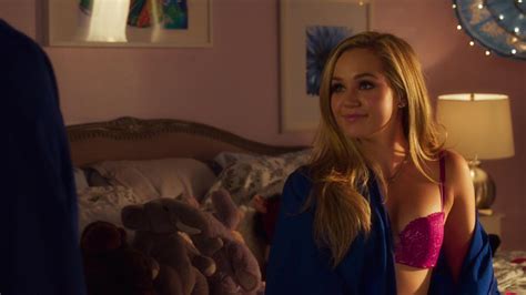 Brec Bassinger Desnuda En All Night