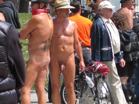 Sf Wnbr July Getting Ready For The World Naked Bike Flickr