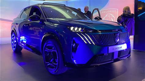 Nouveau Peugeot E 3008 GT bleu obsession en Avant Première YouTube