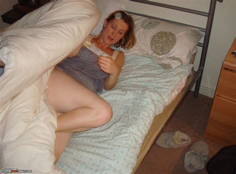 Amateur Wife Naked On Bed Mobile Homemade Porn Sharing
