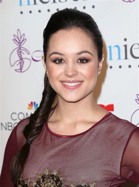 Hayley Orrantia Nue 30 Photos Biographie News De Stars LES STARS NUES
