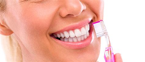 4 CLAVES PARA LA HIGIENE BUCODENTAL DE LOS NIÑS Clinica dental Bayona