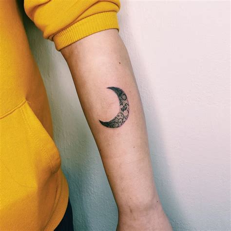 45 Moon Tattoos That Will Illuminate Your Imagination Realistic Moon