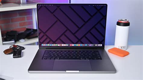 MacBook Pro 16 Inch
