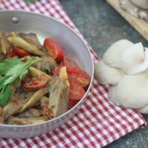 Funghi Pleurotus Saltati In Padella Contorno Semplice Con Poche