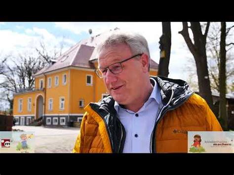 Der B Rgermeister Von Machern Karsten Frosch Im Gespr Ch Mit Sandra