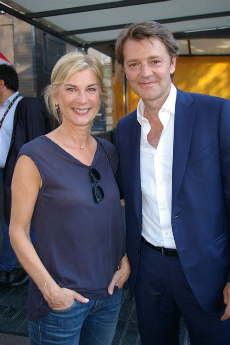 Photo Michèle Laroque et François Baroin dans le village du tour de