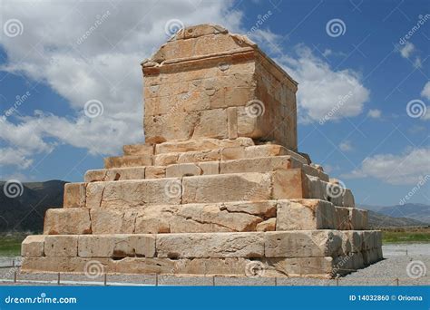 Graf Van Cyrus Grote Dichtbijgelegen Persepolis Stock Foto Image Of