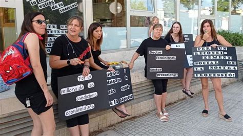 CCOO califica de éxito los paros parciales en la educación infantil
