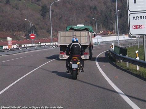 Qué haces cuando sopla el viento en moto Motos Viento Soplo