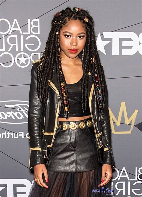 Pics Of Riele Downs While Naked Free Sex Photos And Porn Images At