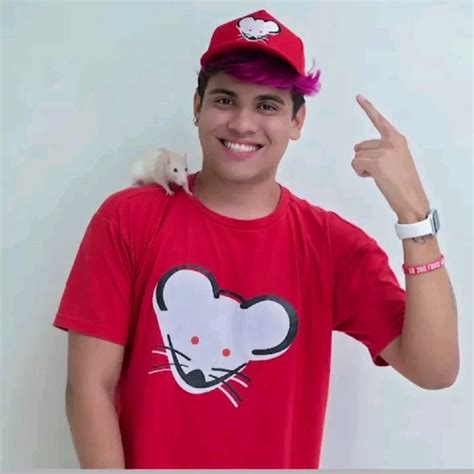 Pin Em Edit Dos Rosas Em Fotos De Rosto Profissionais Ideias