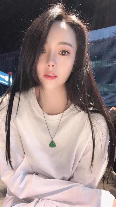 The Temperament Goddess Yan Ruyu Baby Has A Beautiful Appearance And