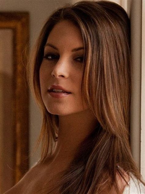 Amber Sym Model Height Age Bio Weight Boyfriend Career And More