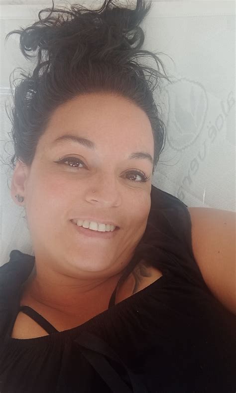 Angelnocturno86 Webcam Model Profile Xhamsterlive