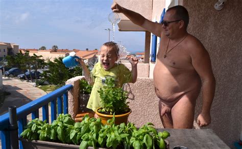 Les gagnants du concours Journée mondiale de jardinage nu ffn naturisme