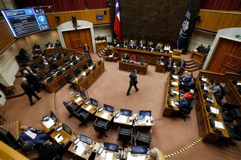 Senado aprueba informe de la comisión mixta por Ley Corta de Isapres