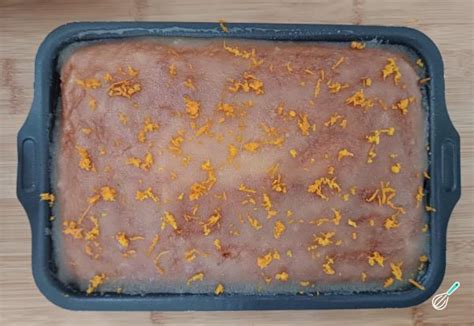 Bolo de laranja calda açucarada rápida
