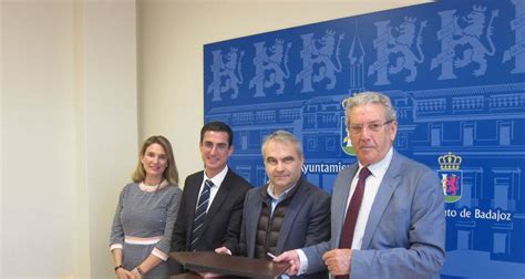 Feria Badajoz Ibercaja y Fundación CB renuevan su convenio de colaboración