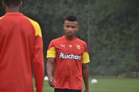 RC Lens Lyon découvrez le groupe lensois Lensois